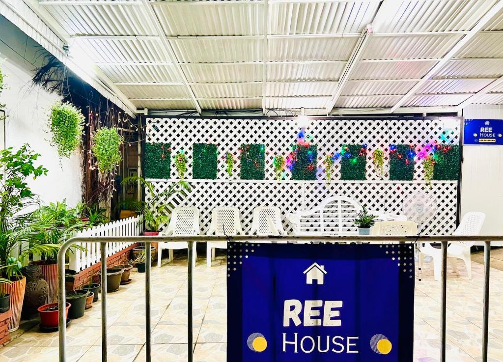 ReeHouse@Soi cowboy/Asoke BTS, Bangkok (updated prices 2025)