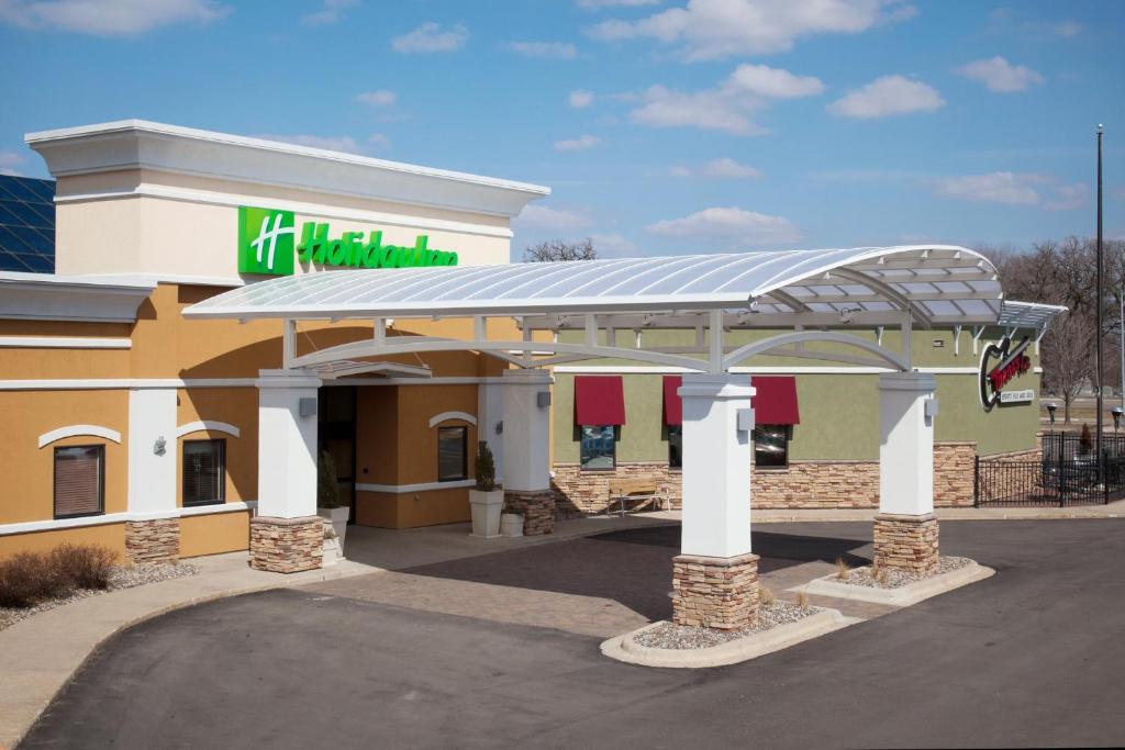 DoubleTree by Hilton Austin, MN, Austin – Updated 2024 Prices