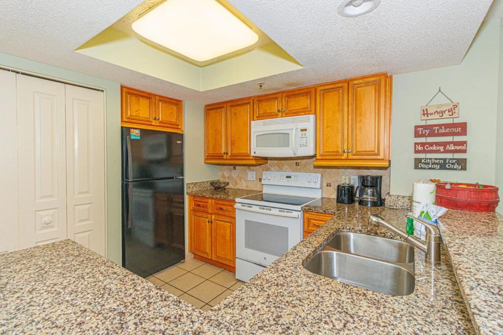 Direct Oceanfront 3 bedroom Condo - Compass Cove Mariner Tower 1415, Myrtle Beach (updated ...