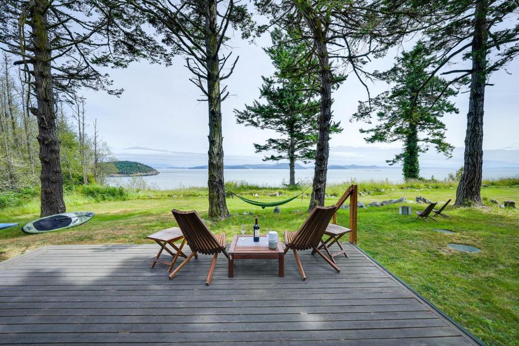 Decatur Island Hideaway with Sweeping San Juan Views, Anacortes ...