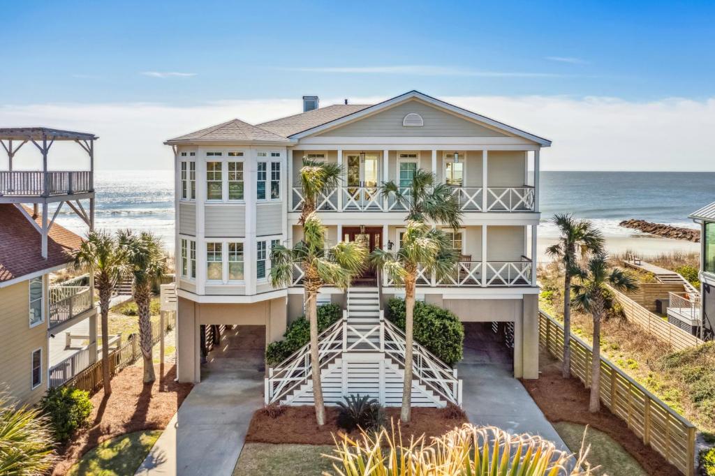 The Loggerhead, Folly Beach (updated prices 2025)