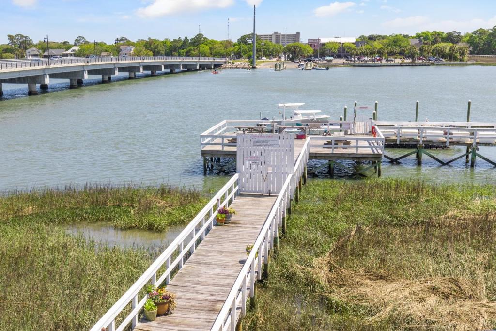 Turn of River 2B, Folly Beach (updated prices 2025)