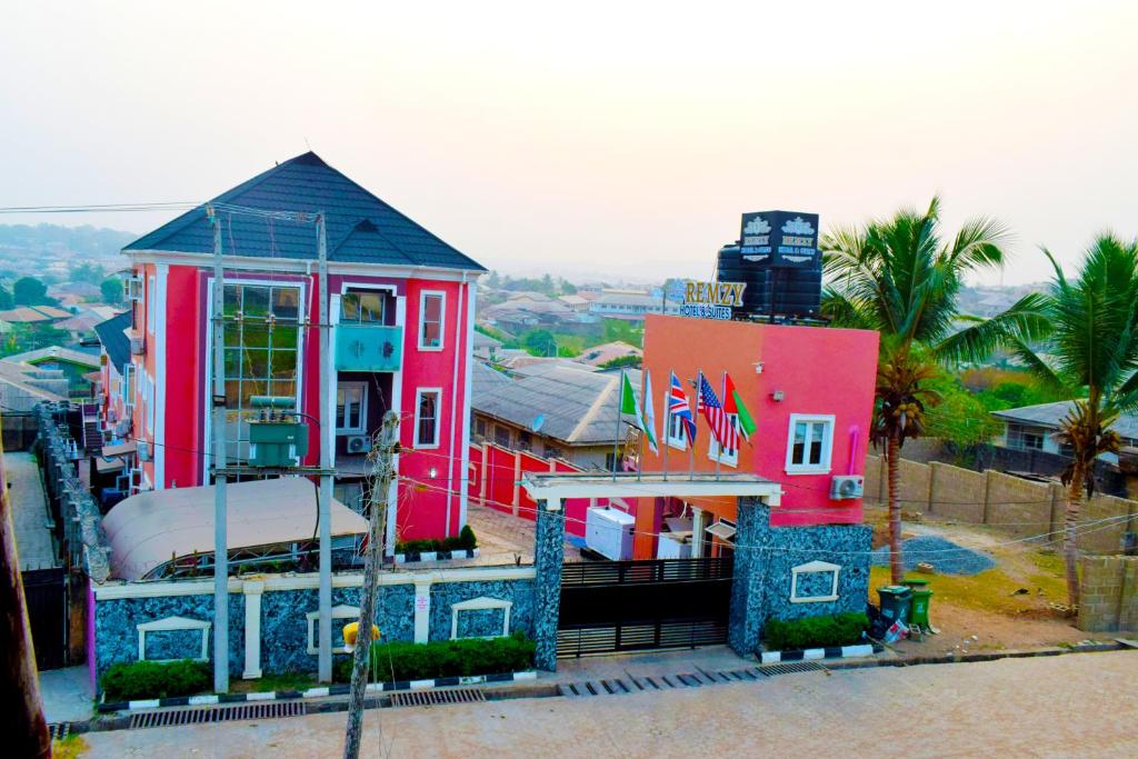 Remzy Hotel & Suites, Olomore, Aro (updated prices 2026)