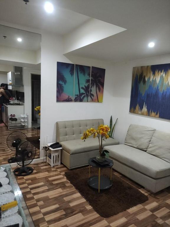 AV Aesthetic Escapade at Azure, Manila (precios actualizados 2025)