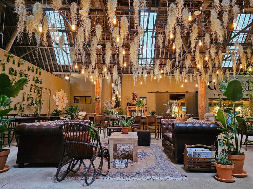 Farsk Britswert, Britswerd (updated prices 2024)