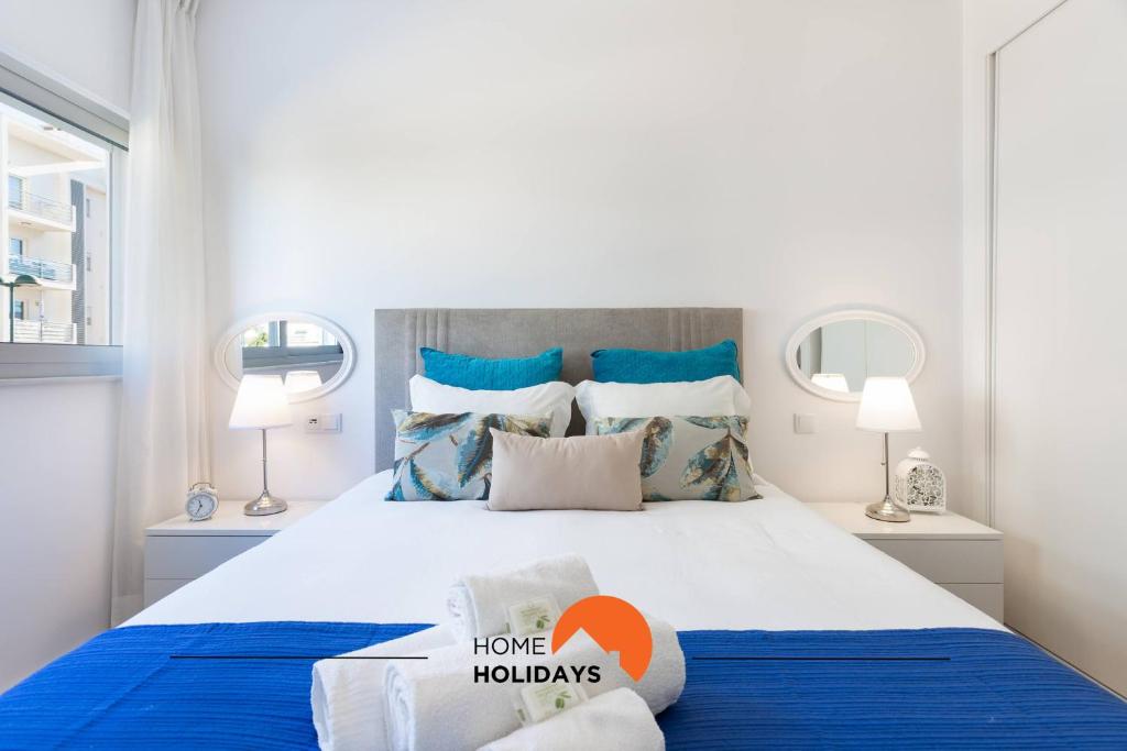 #200 Panoramic Rooftop with Pool and AC, Albufeira (updated prices 2024)