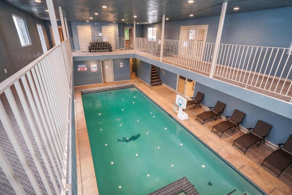 Draper Poolhouse in Salt Lake with Indoor Pool, Draper (updated prices ...