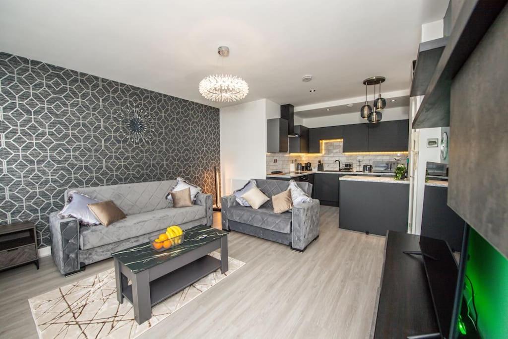 *Superb Location* 20th Floor Apt, Manchester (updated prices 2026)
