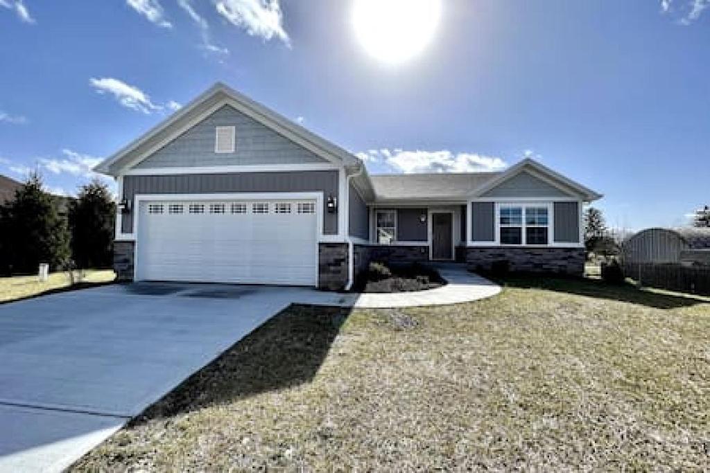 Brand New Country home Minutes from Miamisburg, Franklin (updated ...