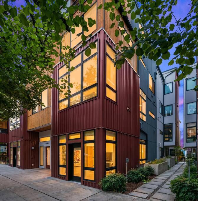 West Seattle's Modern Townhome, Seattle (updated prices 2025)