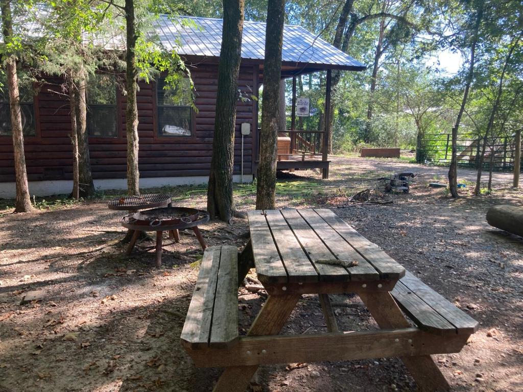 Triple Oaks Bunkhouse, Broken Bow (updated prices 2025)