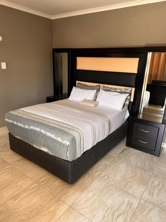 Platinum Guest lodge Germiston, Germiston (updated prices 2025)