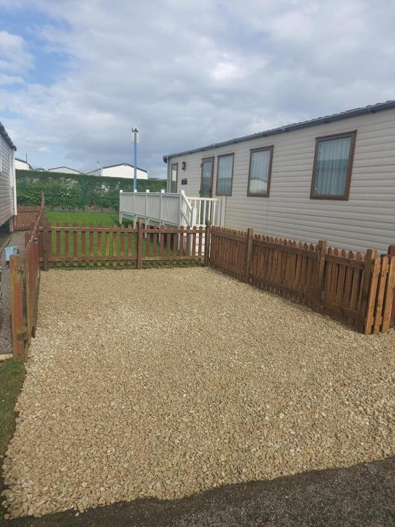 149 Holiday Resort Unity 6 berth Passes optional No pets, Brean ...
