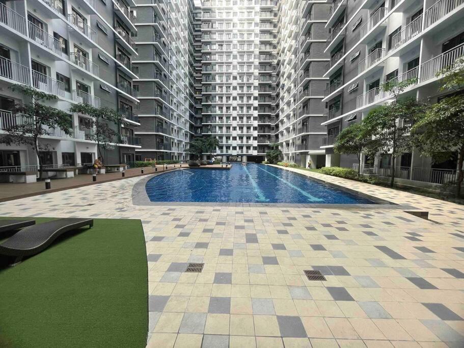 Mall of Asia Shore 3 near Airport Pasay Manila 1 Bedroom Wifi, Manila ...