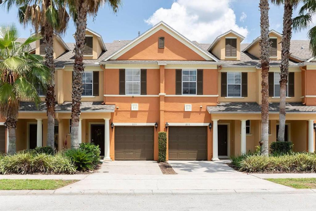 W448 - Cozy Townhouse With Themed Bedroom at Reunion, Kissimmee ...