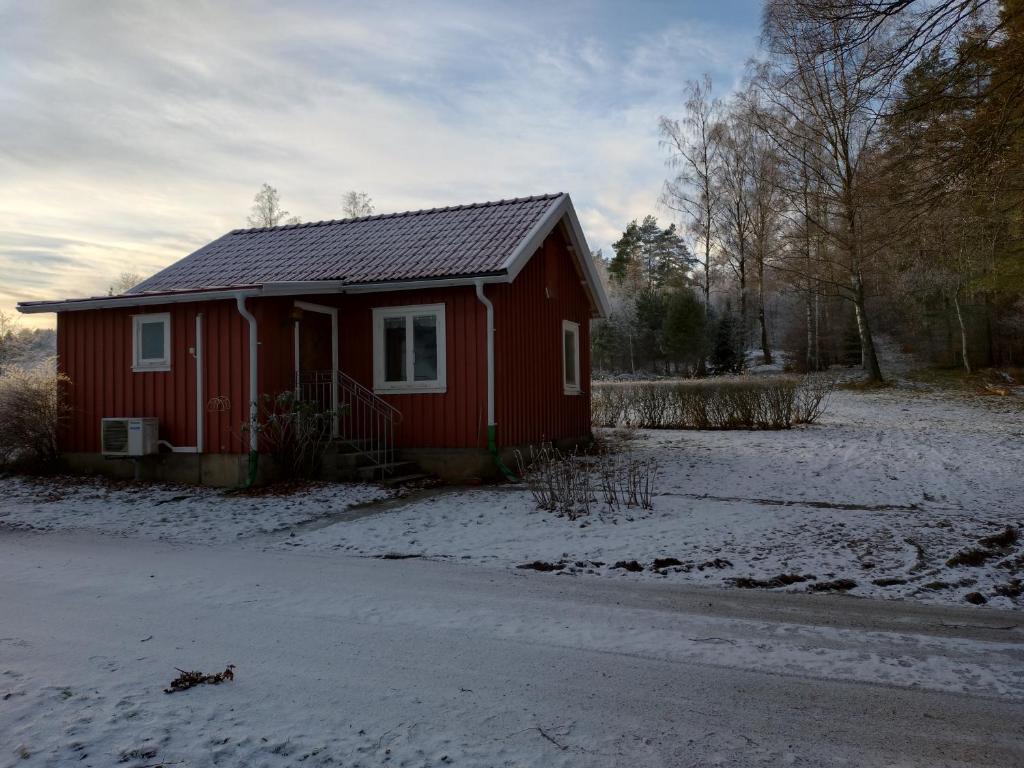 Charmig stuga, Kungälv (updated prices 2025)