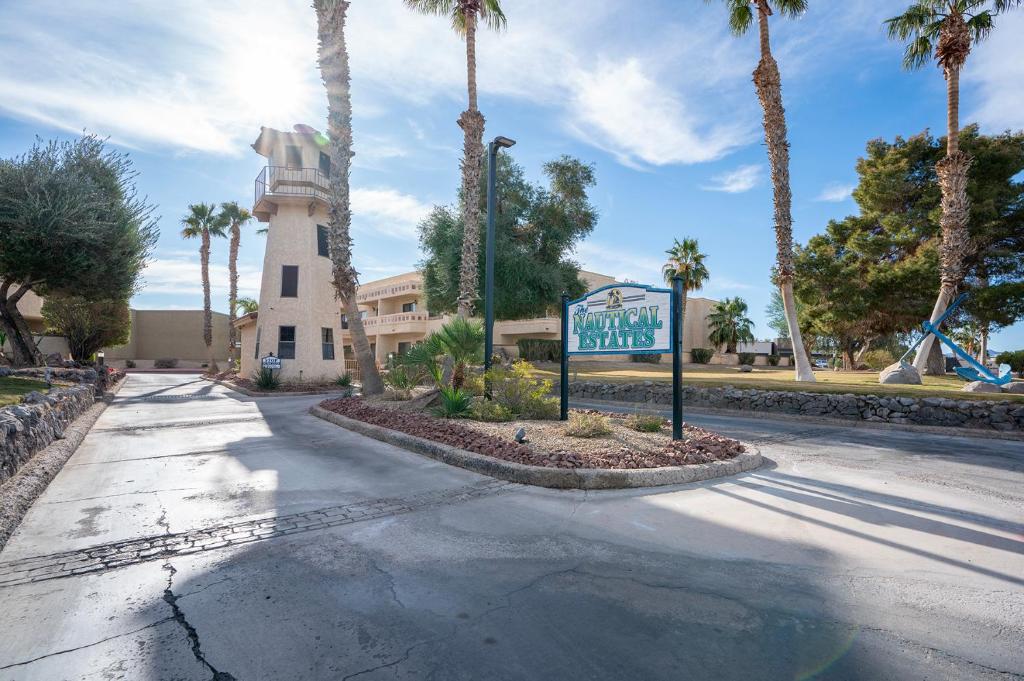 Sweet Town Home on the Island, Lake Havasu City (updated prices 2026)