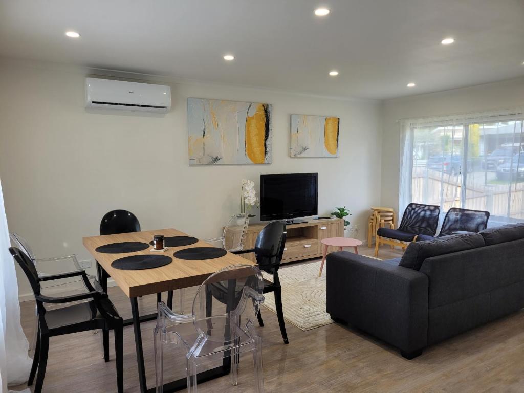 Coastal Delight, Coronet Bay (updated prices 2026)