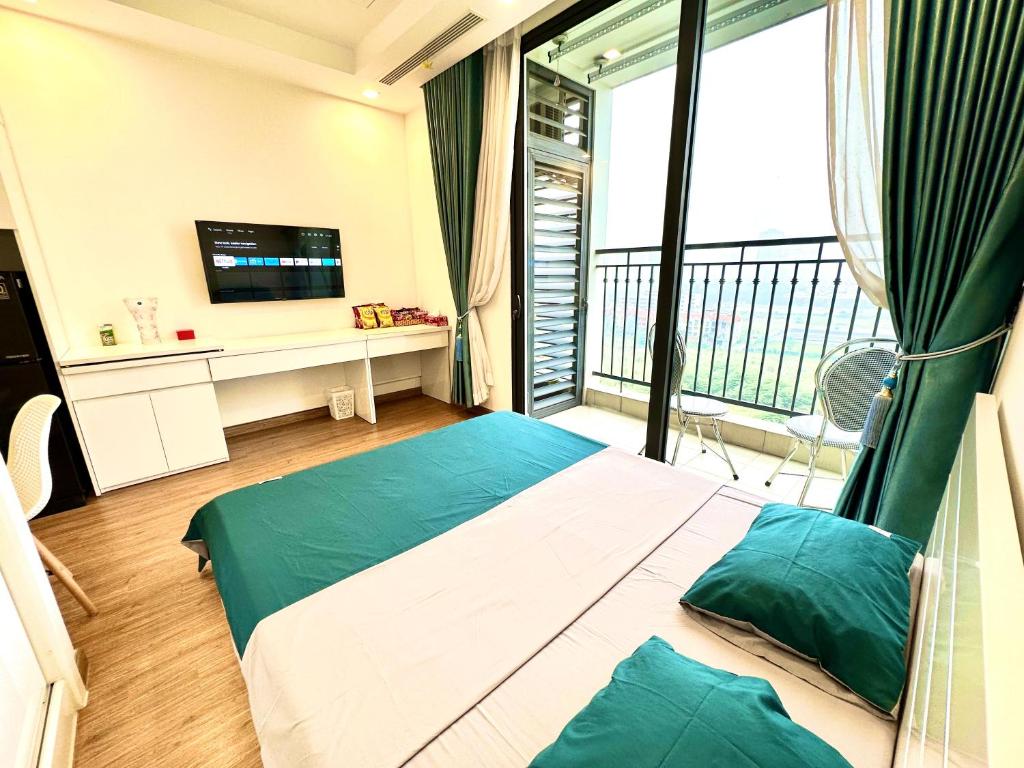 5 Star Studio Apt In Delux Vinhomes Green Bay Near Keangnam And My Dinh ...