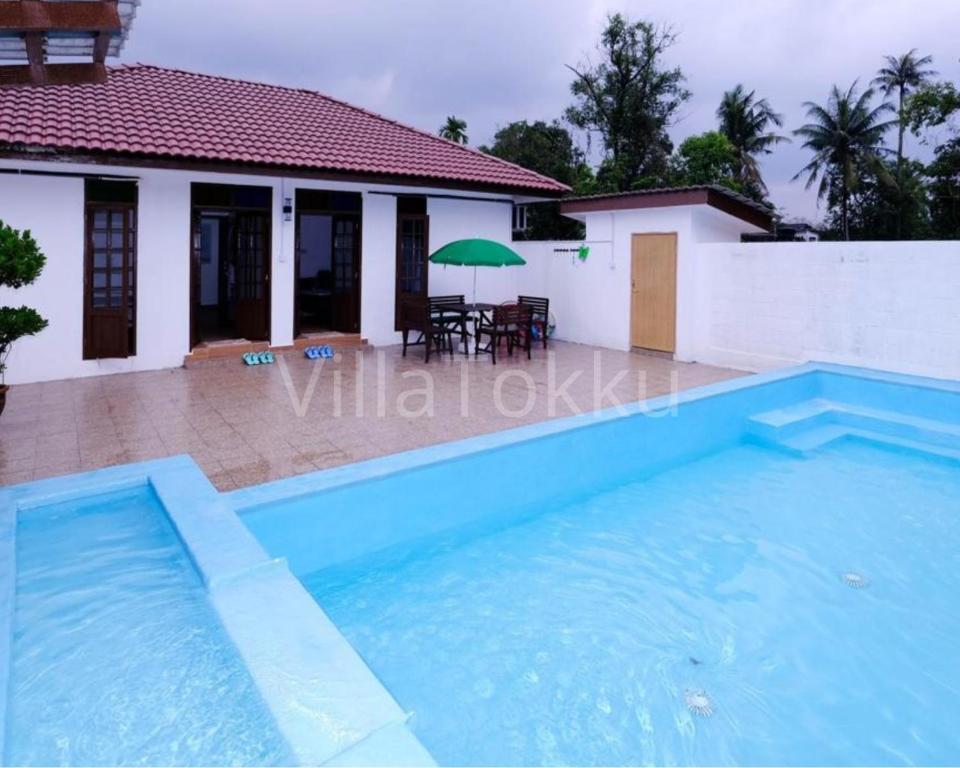 Villa Tokku, Pasir Puteh (precios actualizados al 2026)