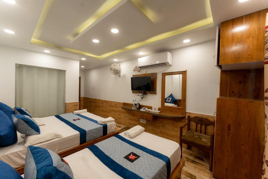 Hotel Akbar At Dal Lake Ghat Number 1, Srinagar (updated prices 2025)