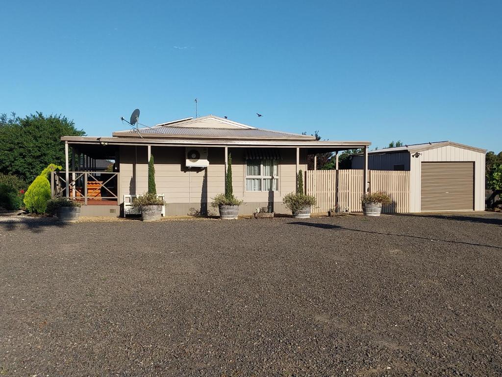 Sherry house, Bannockburn (updated prices 2025)