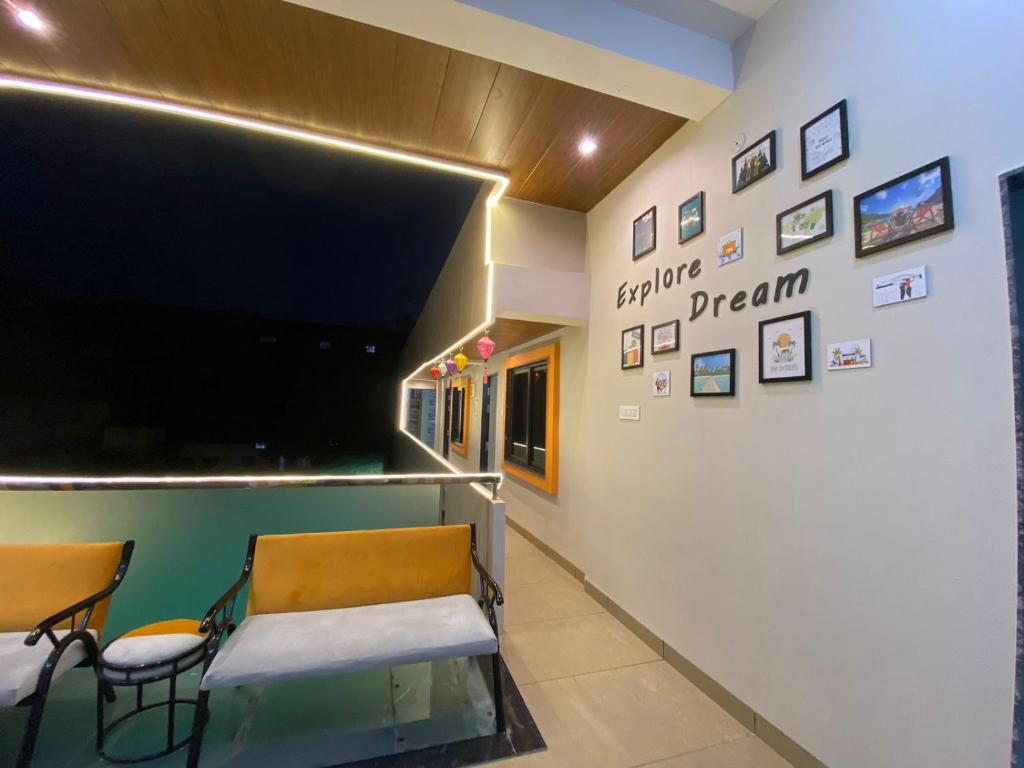 StayMore Premium Rooms and AC dorm, Maheshwar (updated prices 2024)