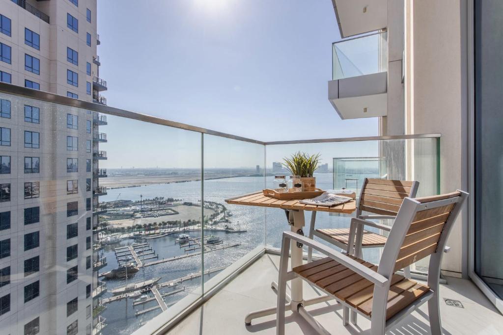 Frank Porter - The Grand, Dubai (updated prices 2025)