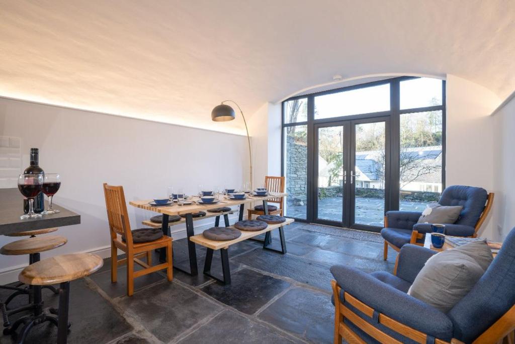 New 2 Bedroom Home at Waterhead Range by LetMeStay, Ambleside (updated ...