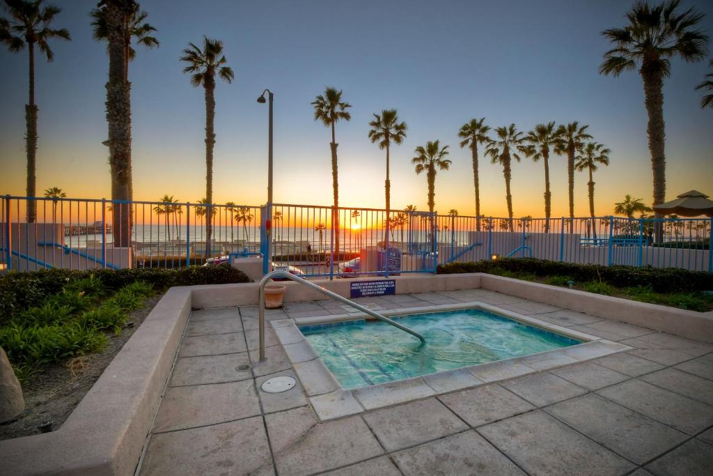 Ocean View, Pool, Hot Tub, Steps To Pier, Gated, Oceanside (tarifs ...