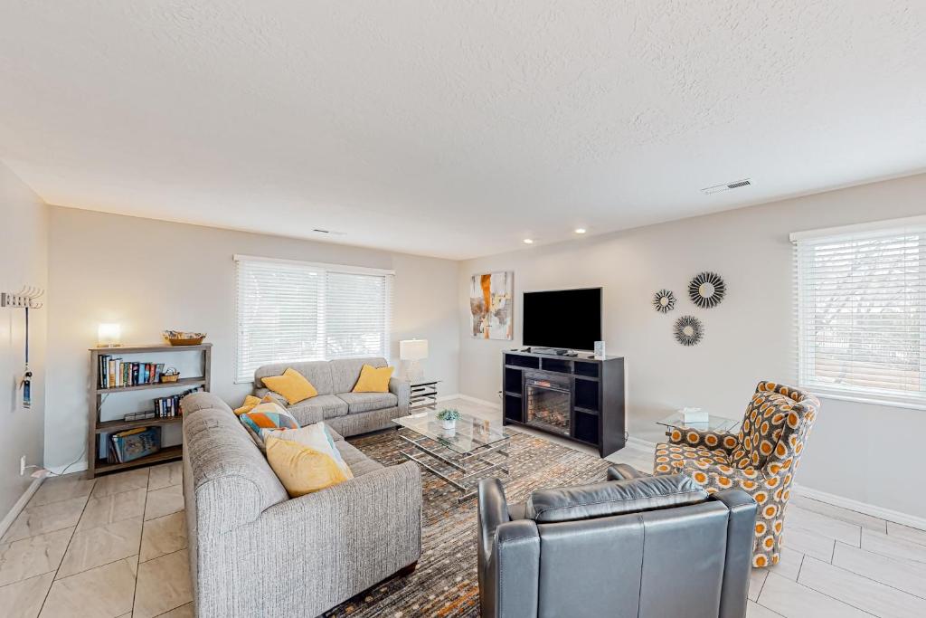 Mountain Views at the Village, St. George (updated prices 2024)