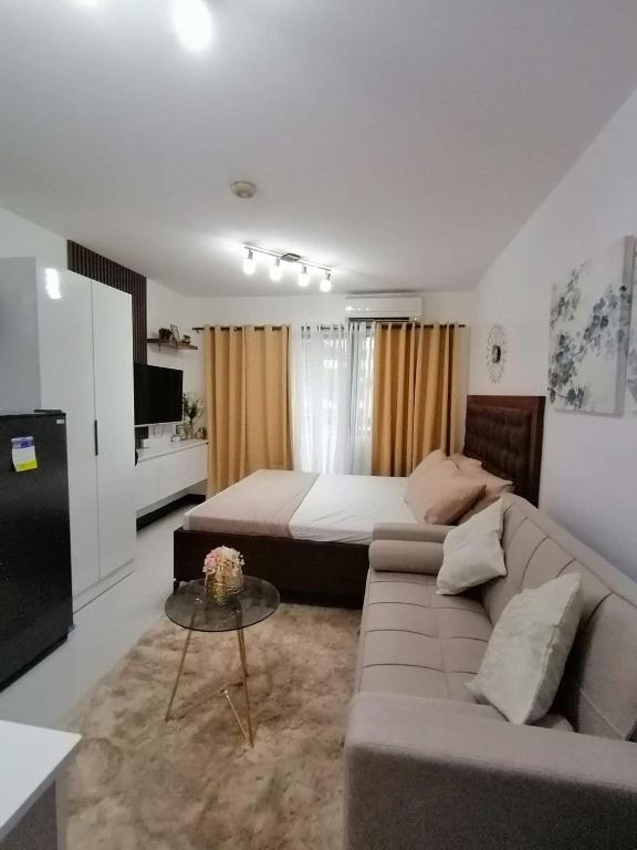 One Oasis Cebu Condominium Resort right in the heart of Cebu minutes ...