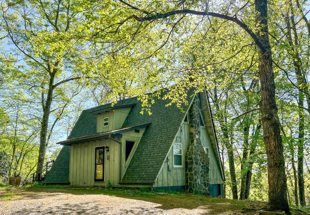 The Fox Den, Fleetwood (updated prices 2026)