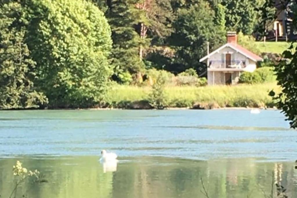 Petit paradis au bord du Rhône, Izieu (updated prices 2026)