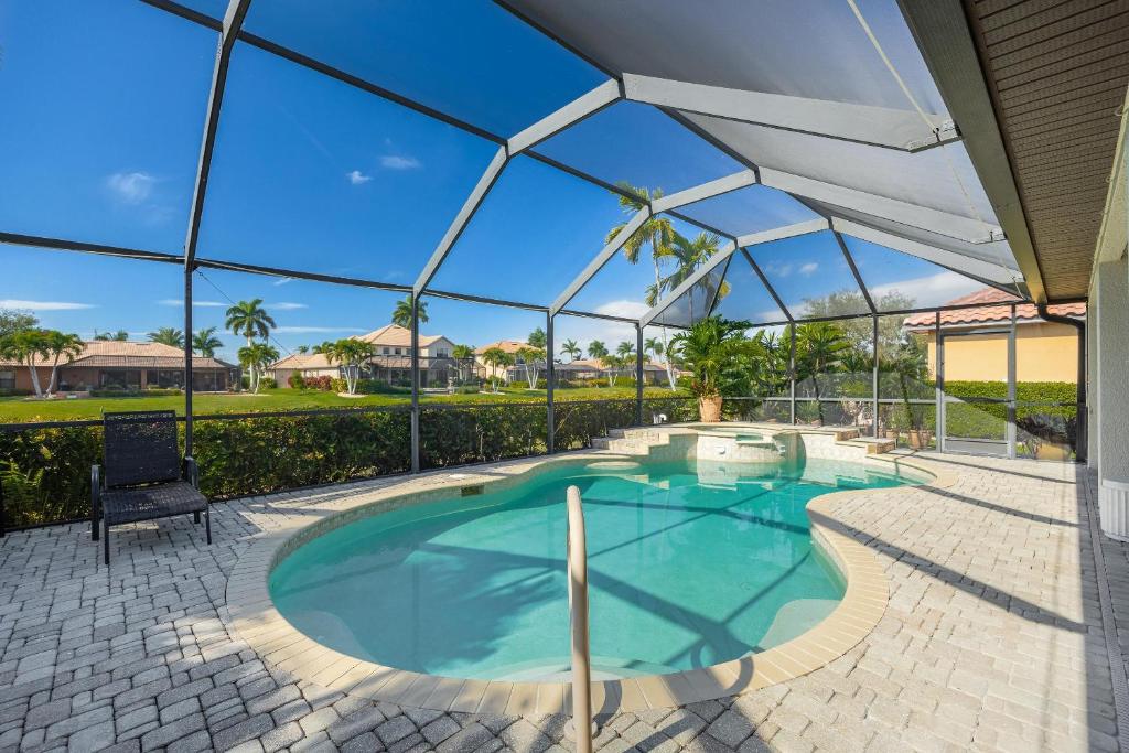 LAKEVIEW!, Heated Pool and Spa -Villa Lakeside Escape - Roelens ...