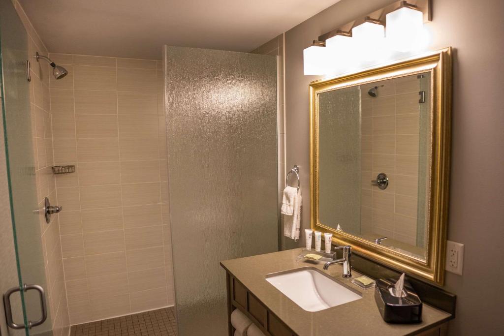 Country Inn & Suites by Radisson, Bemidji, MN, Bemidji (updated prices ...