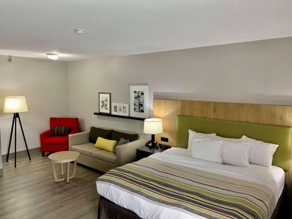 Country Inn & Suites by Radisson, Sandusky South, OH, Milan (updated ...