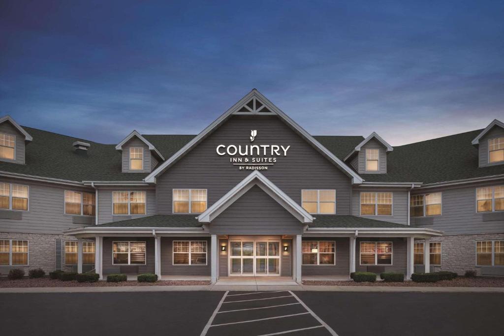 Country Inn & Suites by Radisson, Germantown, WI, Germantown (updated ...