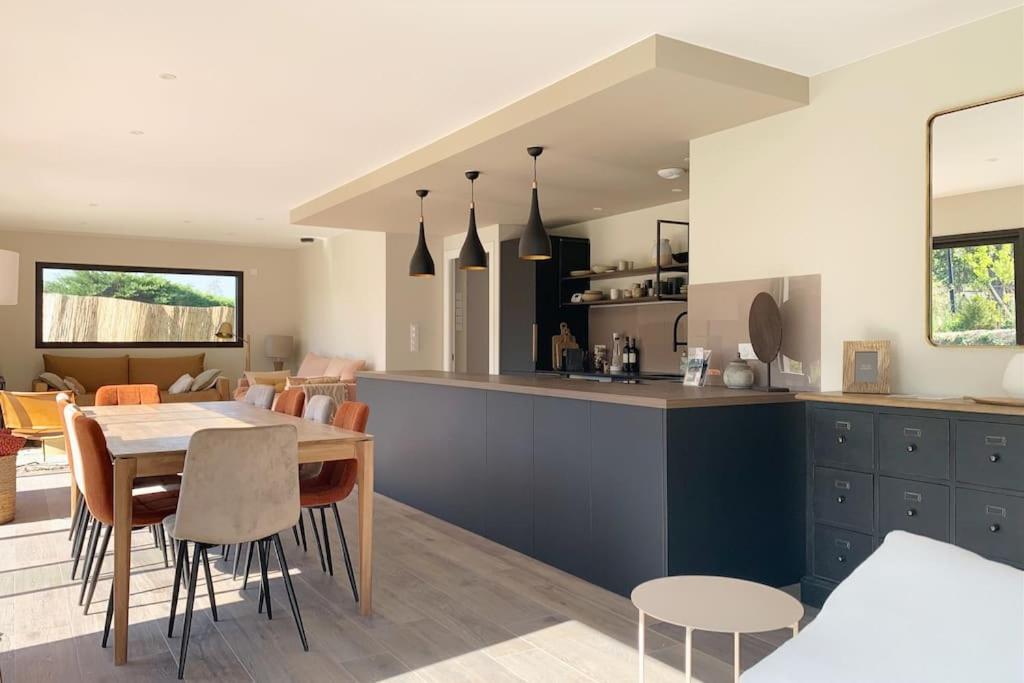 Logement avec hammam - 130 m2 + jardin, Perrignier – Aktualisierte ...