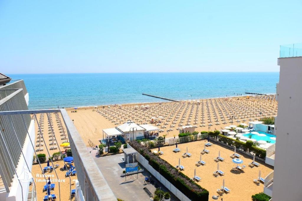 Condominio Carducci 405, Lido di Jesolo (updated prices 2026)