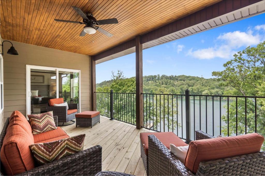 Lakeshore Getaway, Branson (updated prices 2026)