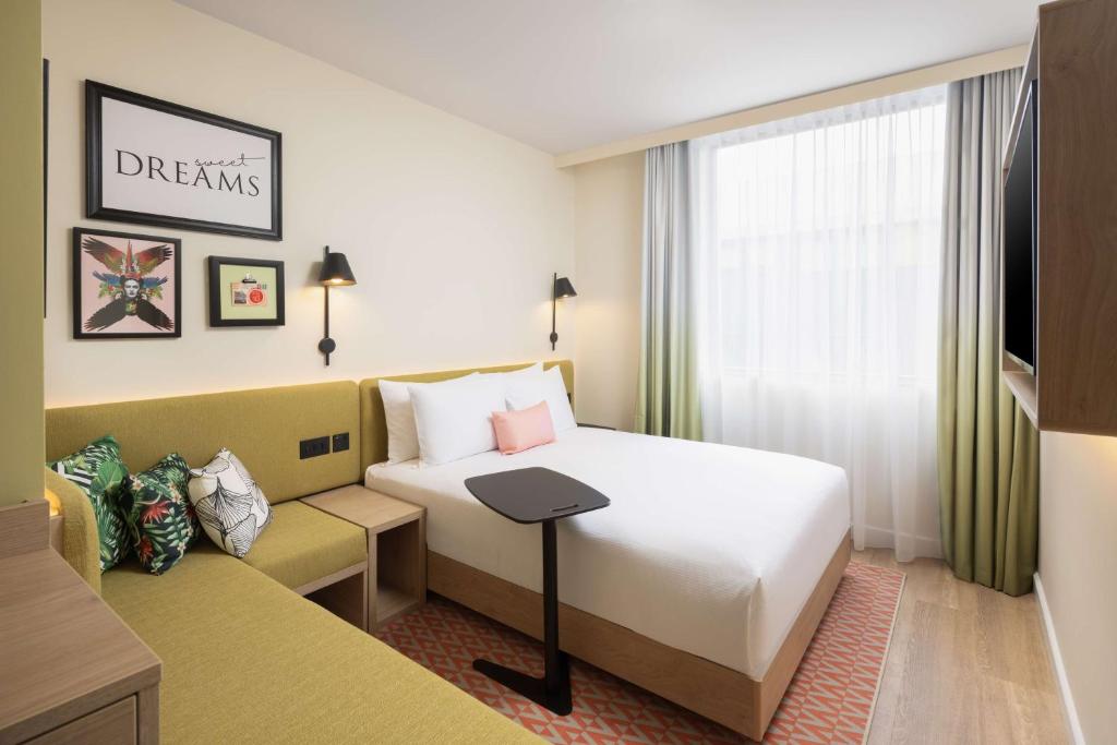 Hampton By Hilton London Old Street, London (updated prices 2025)