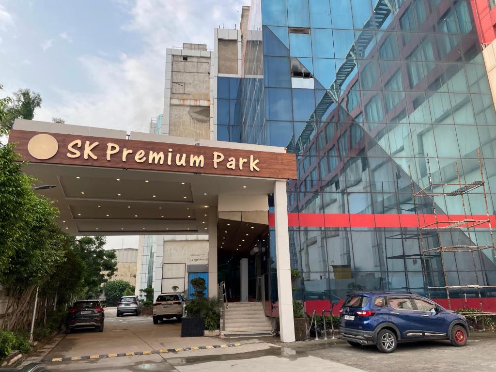 SK Premium Park, World Square Mall, Ghaziabad – Updated 2024 Prices