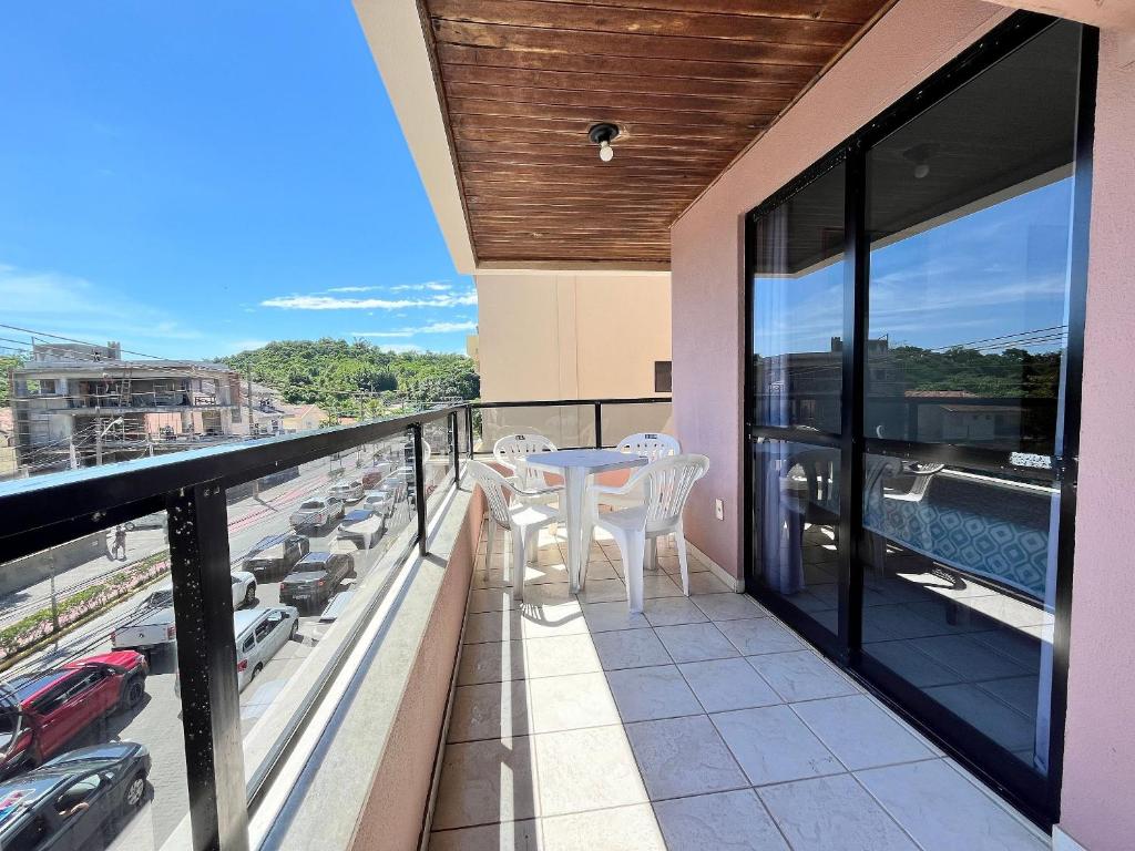 B481 Apto 3 quartos frente para avenida 8 pessoas, Bombinhas (updated prices 2024)