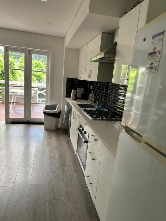 103B Mitre St Plantation House, Bathurst (updated prices 2026)