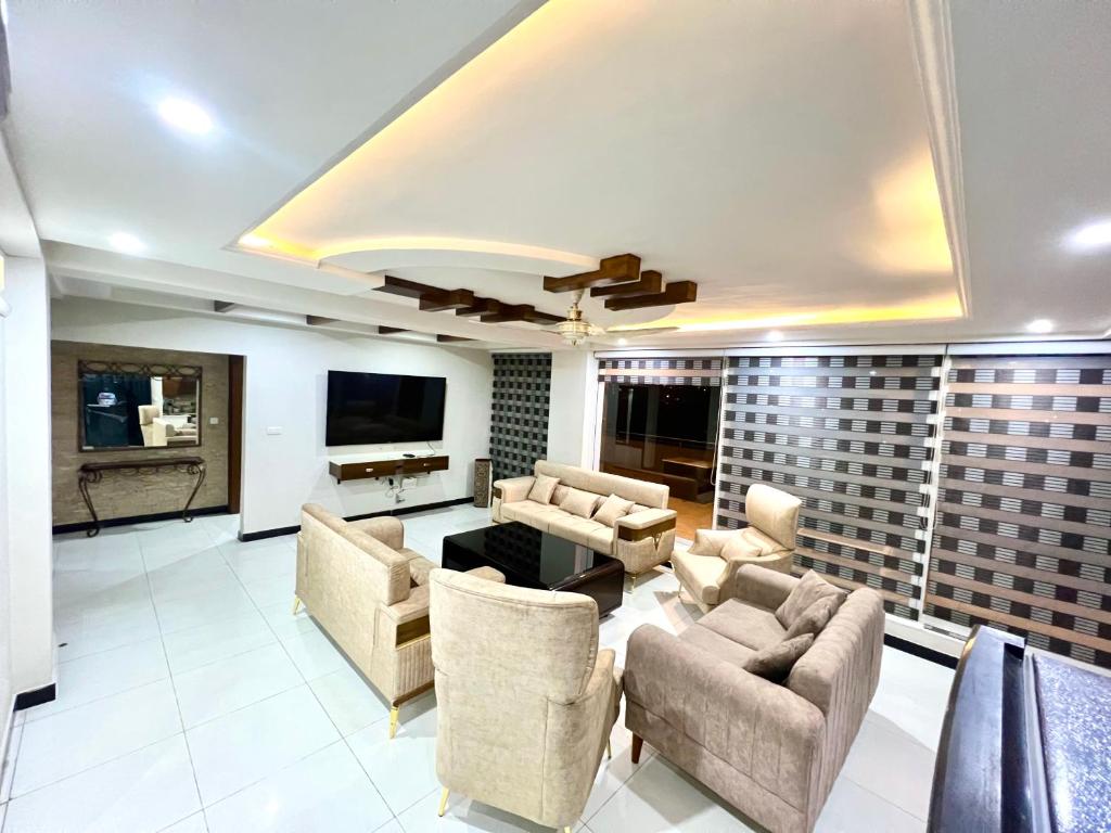 PENTHOUSE LUXURY APARTMENT RENTALS 3Bedrooms ISLAMABAD, Islamabad ...