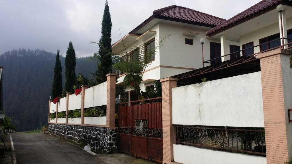 Villa Kusuma Tawangmangu, Tawangmangu (updated prices 2025)