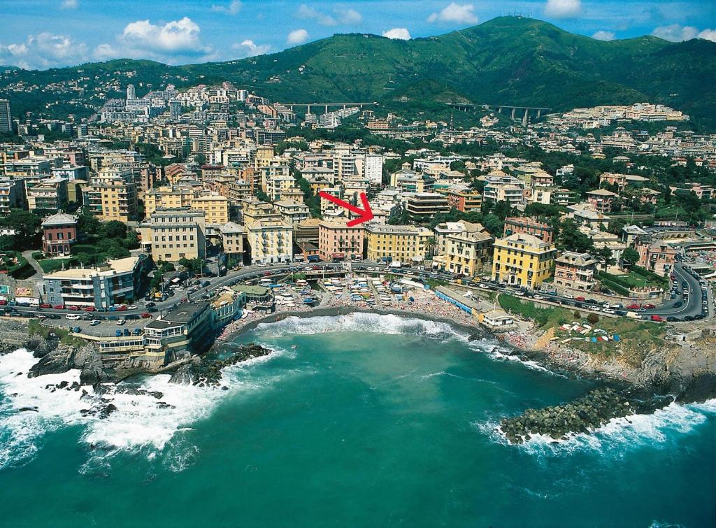 Pria Beach, Genova (updated prices 2026)