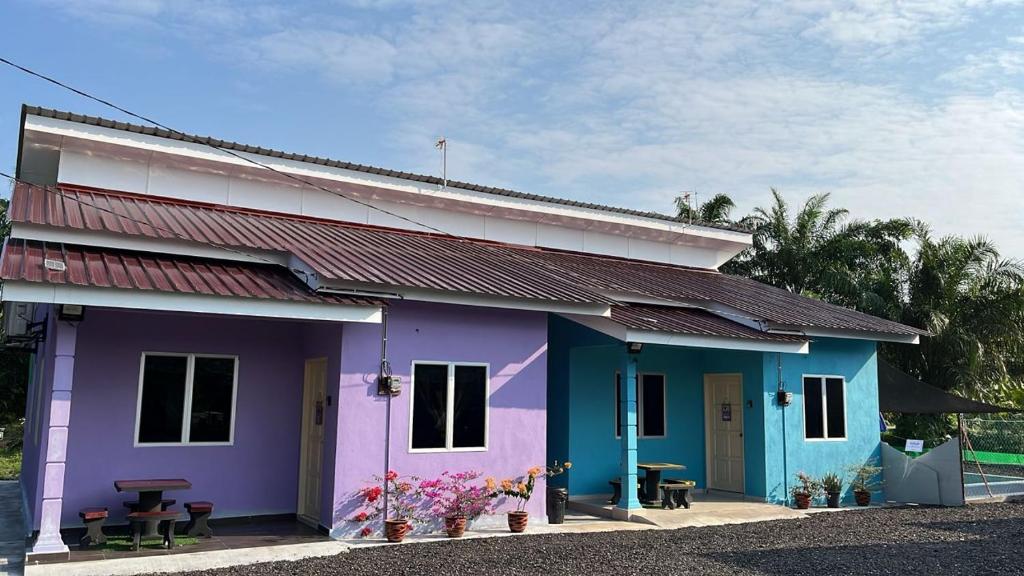 AA Burger Homestay for Musliim Only, Banting (updated prices 2025)