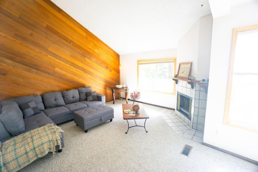 Cute Cabin Moments From Mountain, Incline Village (precios actualizados ...